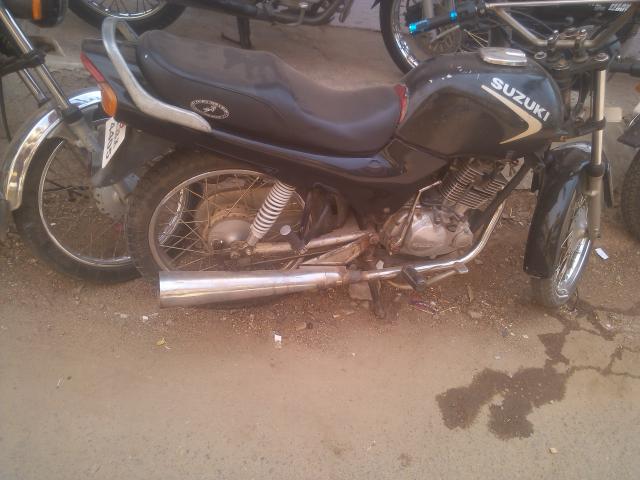 TVS Fiero 150cc Price (incl. GST) in India,Ratings, Reviews, Features ...