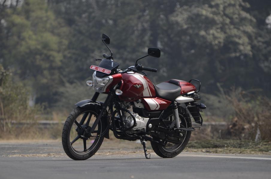 Bajaj V12 Price 2021 - V12 Bike Variants, Mileage and Colors | Droom