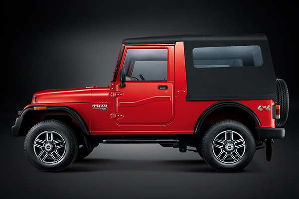Mahindra Thar Price 2021 - Thar Car Variants, Mileage and Colors | Droom